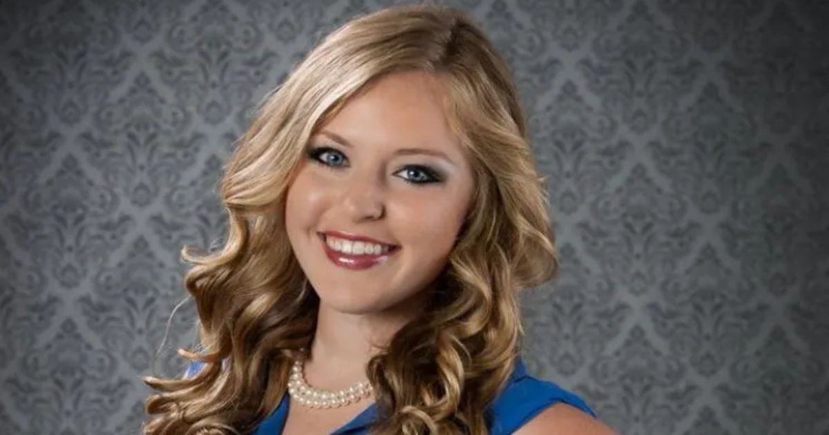 Emily Mae Young Net Worth 2024 - Husband, Age, Height, Professional ...